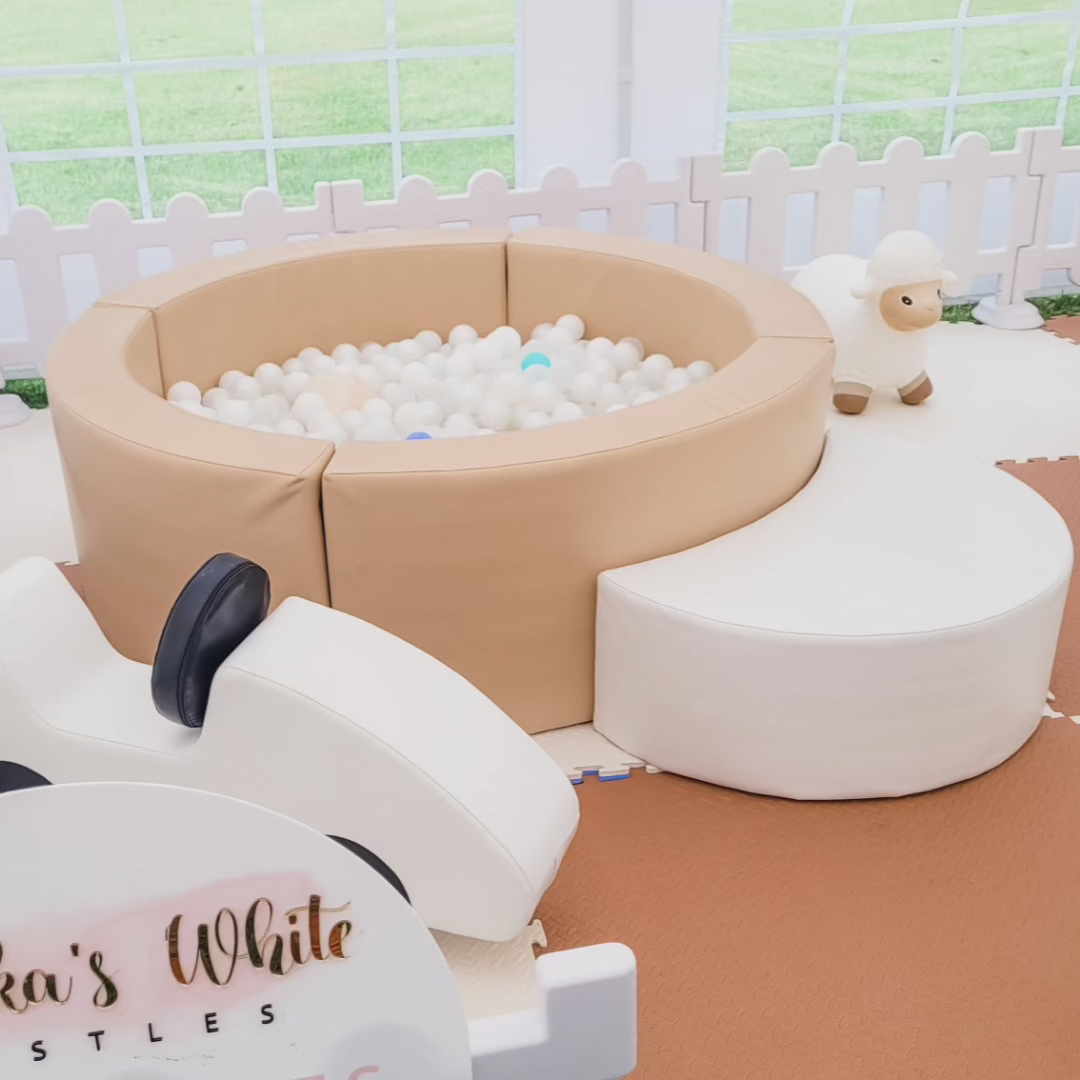'Coco' Luxe Ball Pit – Alaska's White Castles